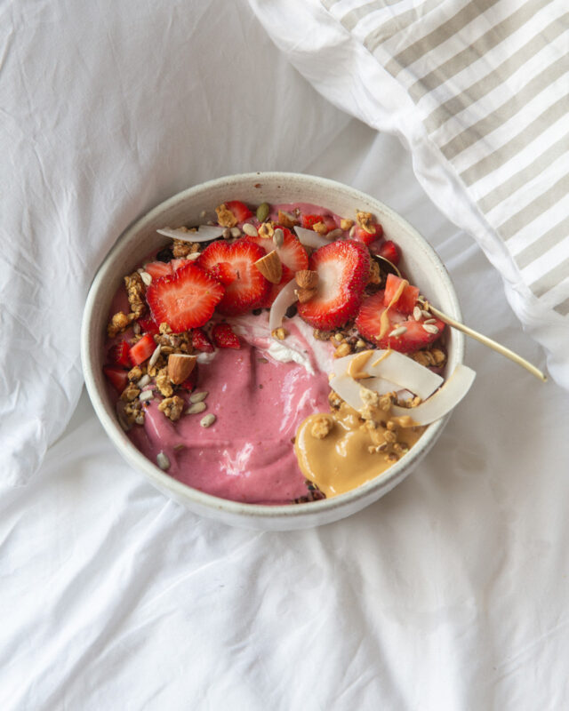 PB&J Smoothie Bowl⁣ - Emily Grace Food